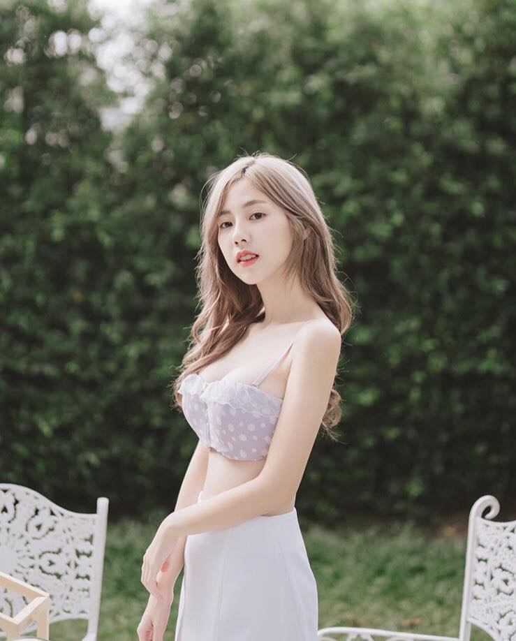 Zeiuss | Kaimuk Cmcafe (Nilawan Iamchuasawad) photos